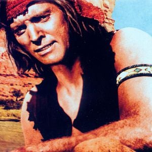 Bronco Apache - Film 1954 - AlloCiné