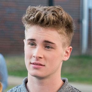 Michael Provost - AlloCiné