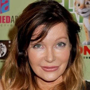 Holly Fields - AlloCiné