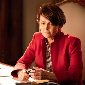 Laura Innes - AlloCiné