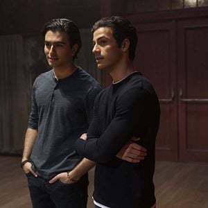 Tiny Pretty Things Saison 1 - AlloCiné