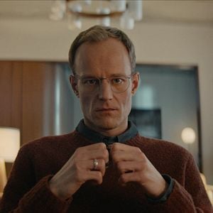 Photos et affiches de Detective Forst Saison 1 - AlloCiné