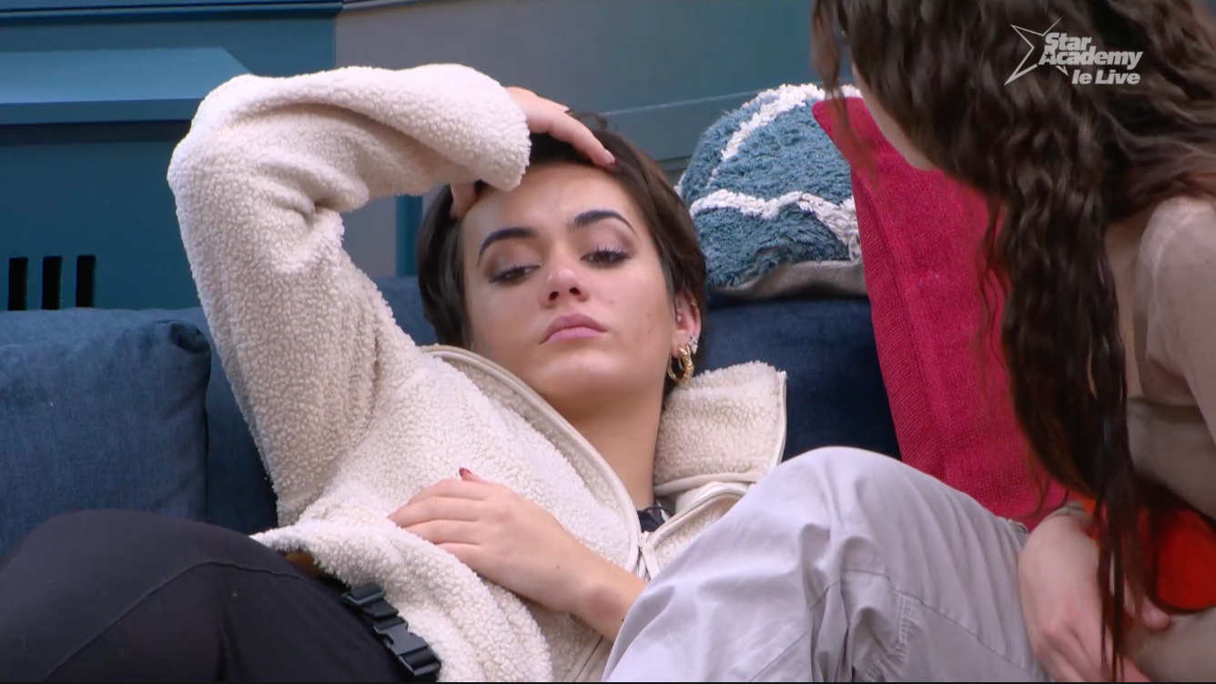 "J'ai fait du yaourt tout le long", Lola (Star Academy) en pleurs après ses évaluations sur ...