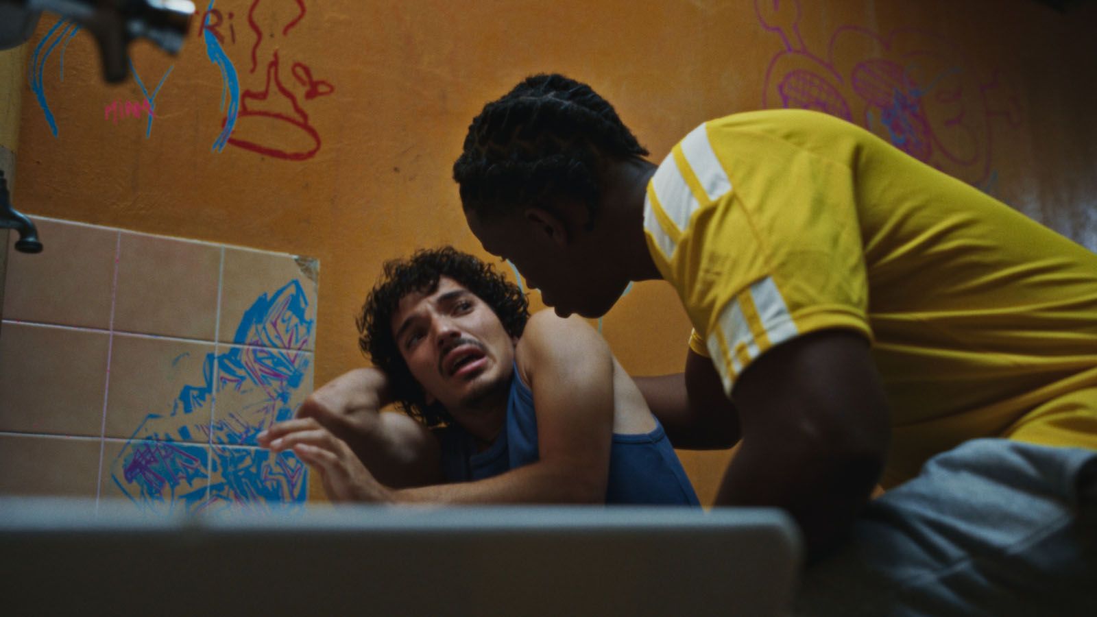 Zonz : Zonz : Photo Bilel Chegrani, Mohamed Cissé - 4 sur 9 - AlloCiné