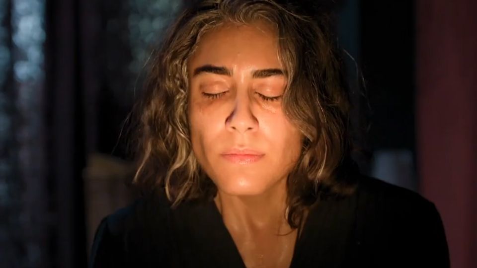 Trailer du film The Light - The Light Bande-annonce VO - AlloCiné