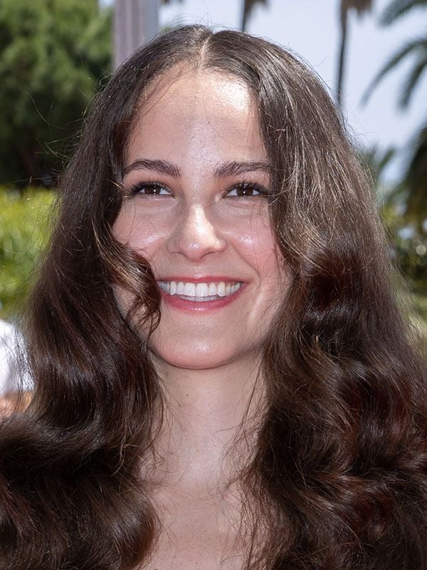 Izabel Mar - AlloCiné