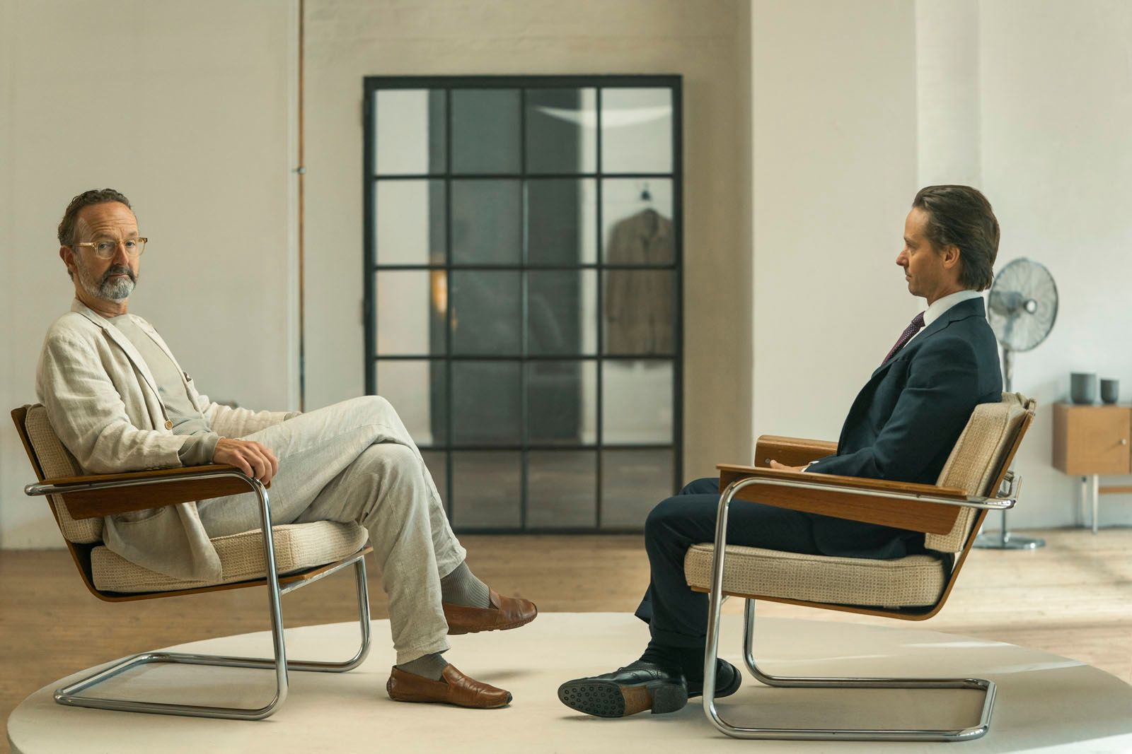 Les Meurtres zen : Photo Peter Jordan, Tom Schilling - 4 sur 8 - AlloCiné