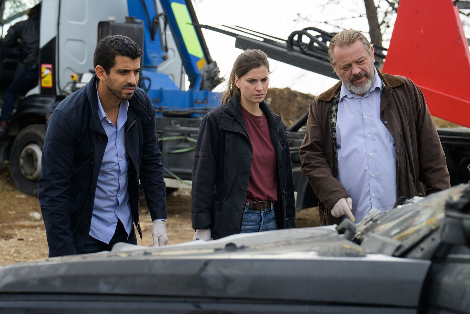 Un soupçon : Un soupçon : Photo Malik Elakehal El Miliani, Vincent ...