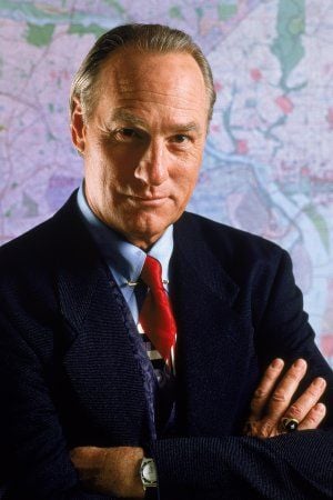 Washington Police : Photo Craig T. Nelson - 12 sur 12 - AlloCiné