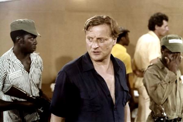 Photo du film La Légion saute sur Kolwezi - Photo 4 sur 5 - AlloCiné