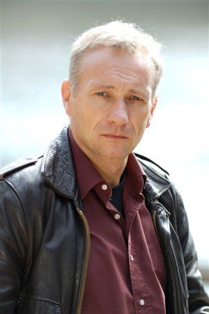 Un flic : Photo François Caron - 23 sur 26 - AlloCiné