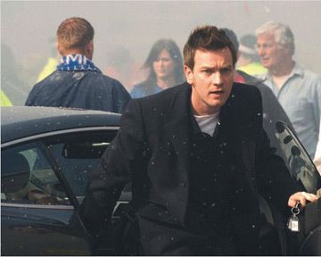 Trailer du film Incendiary - Incendiary Bande-annonce VO - AlloCiné