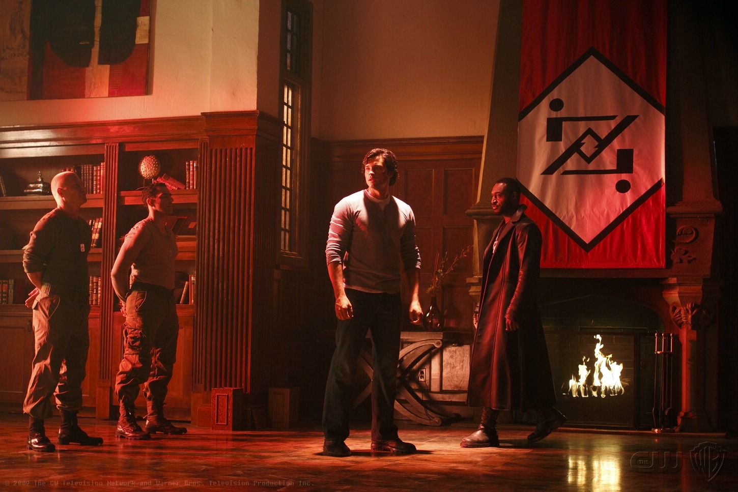 Photo de Adrian Holmes - Photo Tom Welling, Adrian Holmes - Photo 18 sur 19 - AlloCiné