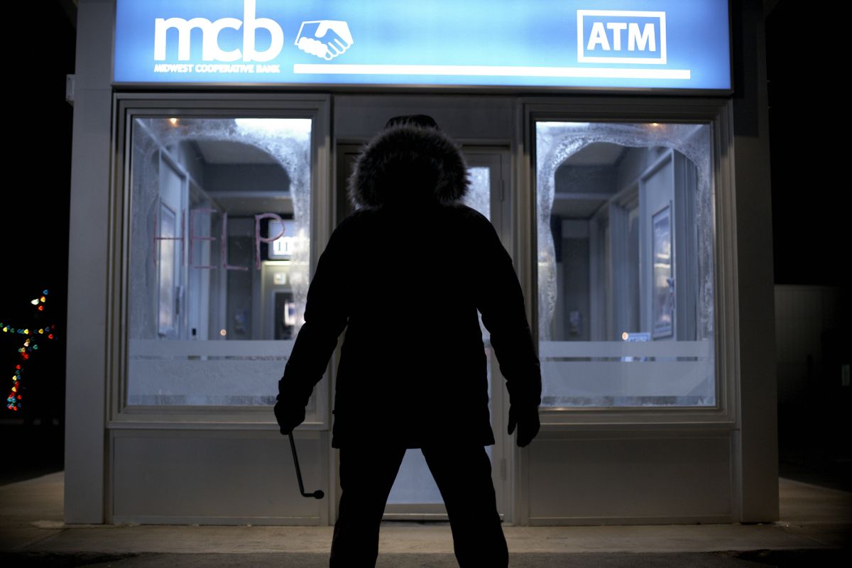 Photo du film ATM - Photo 2 sur 6 - AlloCiné