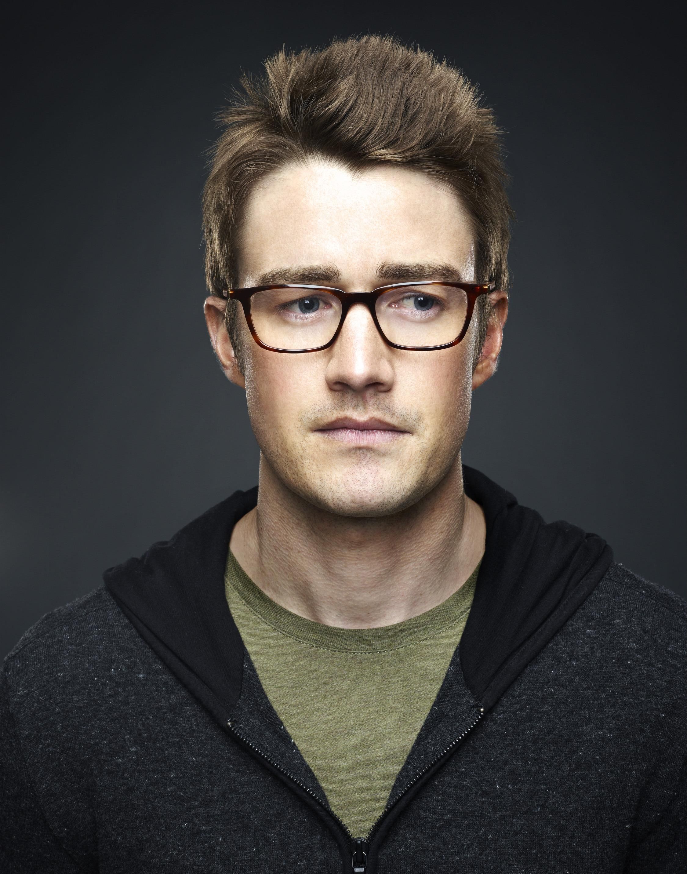 Photo de Robert Buckley - Photo Robert Buckley - Photo 72 sur 85 - AlloCiné