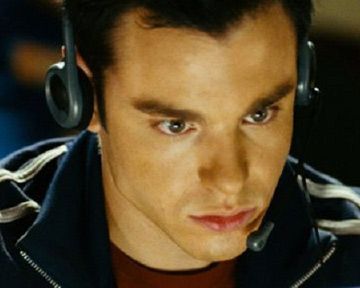 Trailer du film Hooked - Hooked Bande-annonce VO - AlloCiné