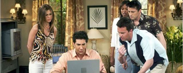 Friends : le générique culte chanté par E.T., La Reine des Neiges et ...