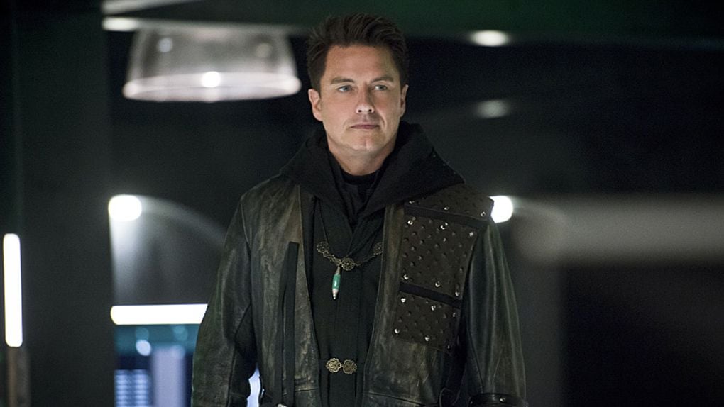 Arrow : 8 théories sur l'identité de Prometheus, le méchant de la ...