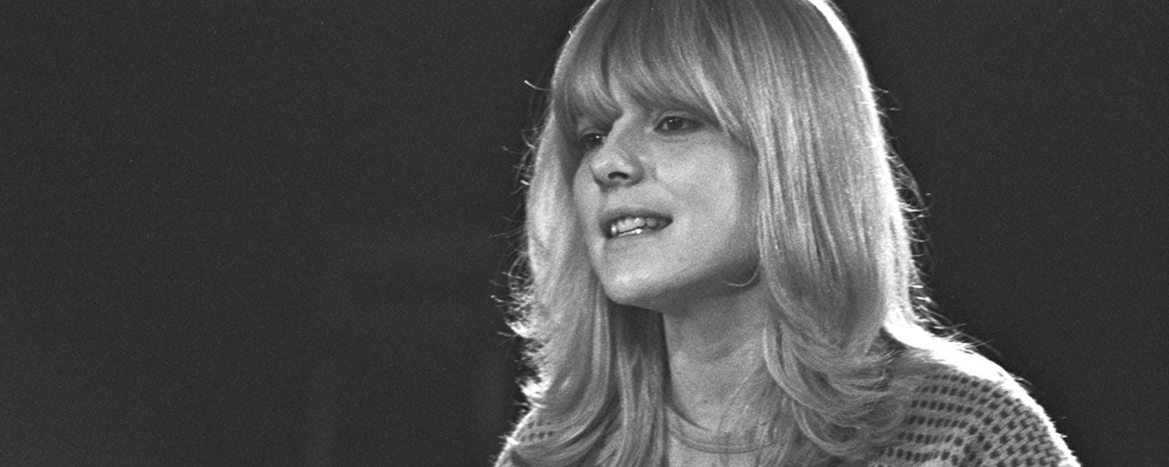Saviez-vous que France Gall aurait pu incarner Alice pour Walt Disney ...