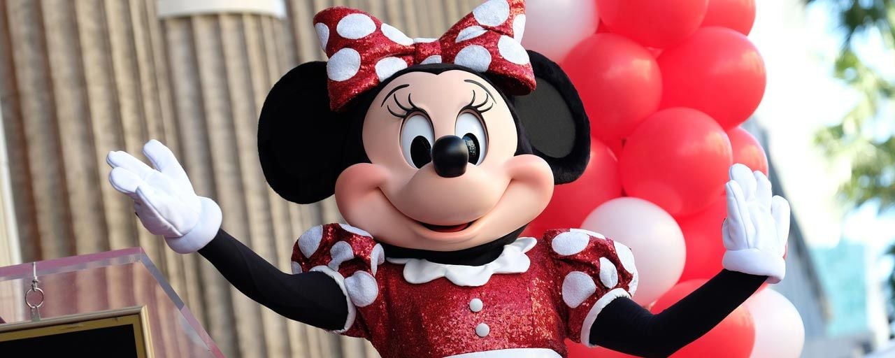 Minnie inaugure son étoile sur le Walk of Fame... 40 ans après Mickey ...