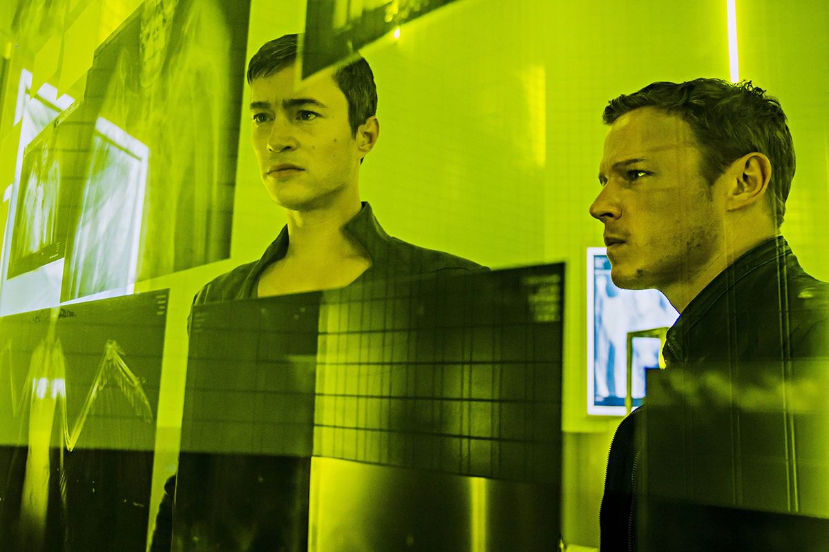 Photo de Tom Wisdom - Photo Christopher Egan, Tom Wisdom - AlloCiné