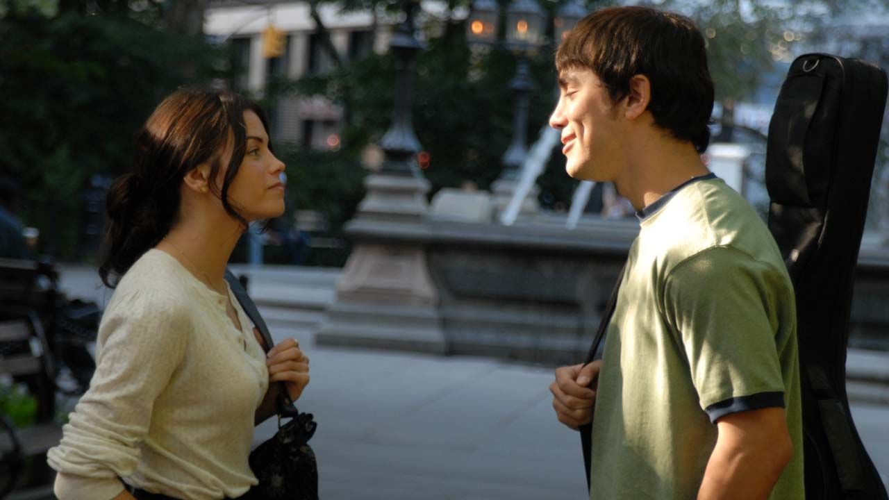 Photo du film Falling Awake - Photo 1 sur 2 - AlloCiné