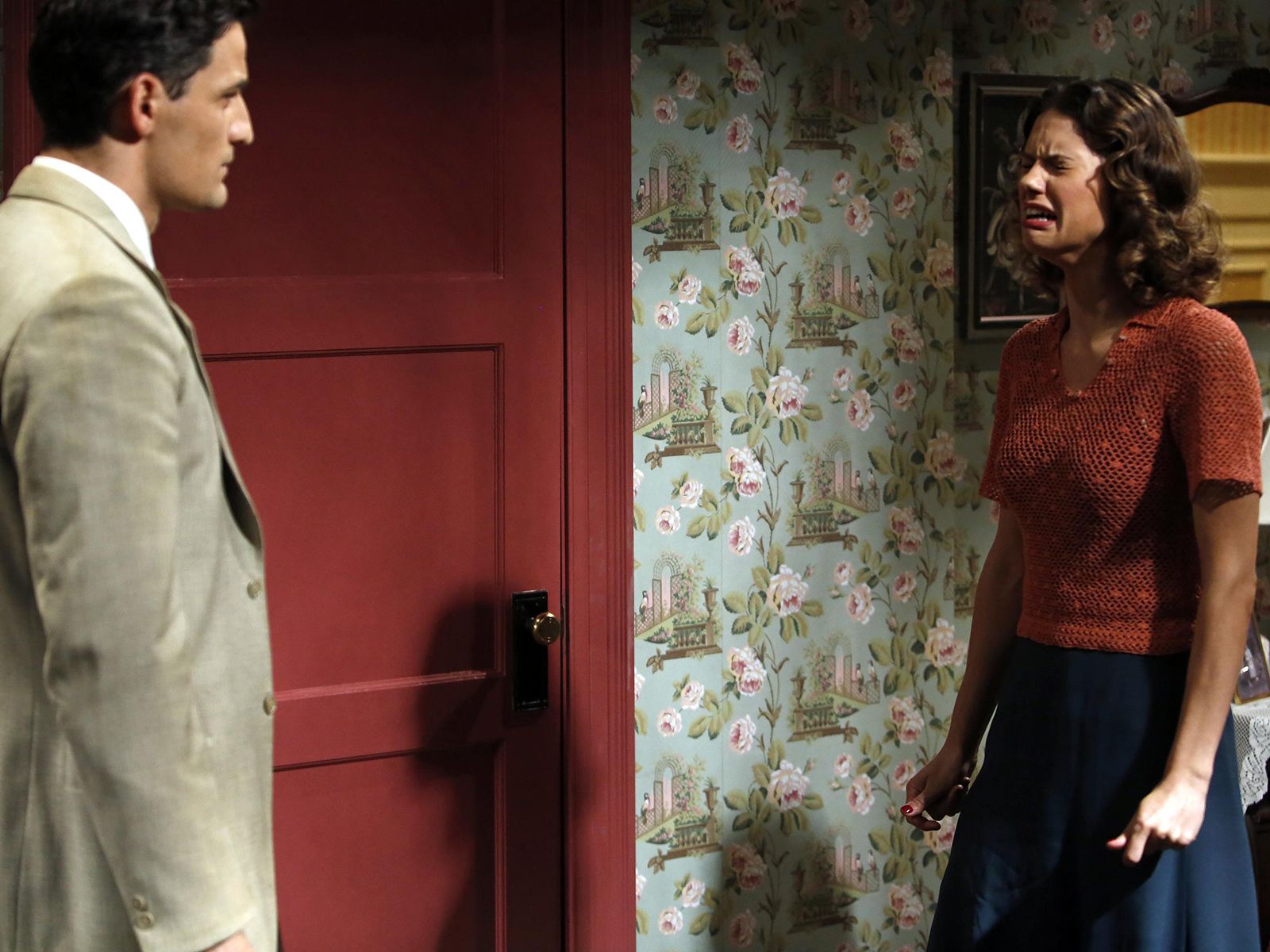 Agent Carter : Agent Carter : Photo Lyndsy Fonseca, Enver Gjokaj - 104 ...