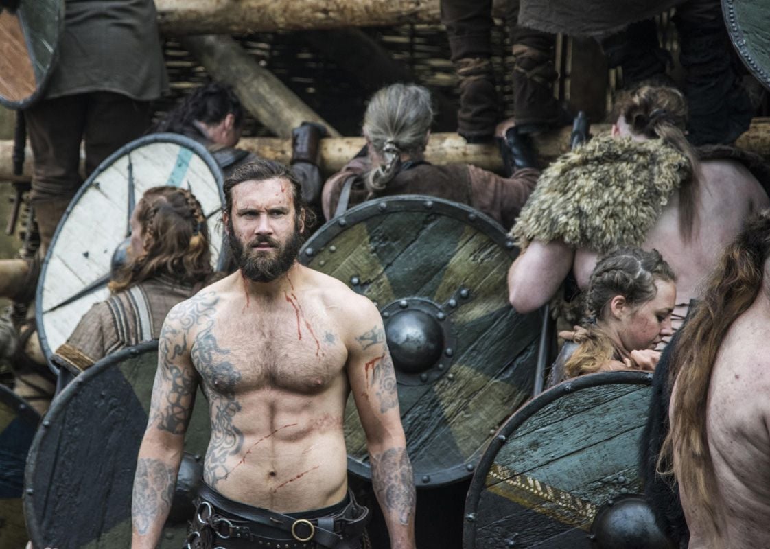 Photo de Clive Standen - Vikings : Photo Clive Standen - Photo 83 sur ...