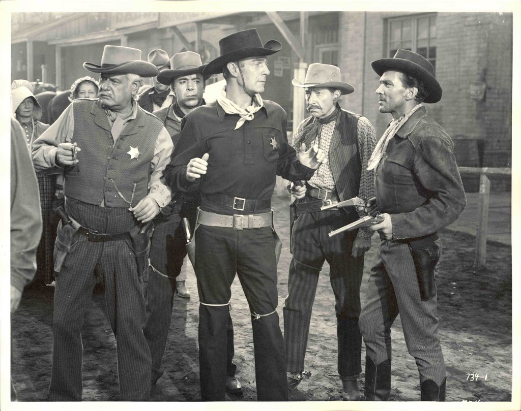 Photo du film Colt .45 - Photo 2 sur 5 - AlloCiné
