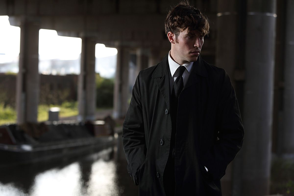 Photo de Tom Hughes - Photo Tom Hughes - Photo 39 sur 42 - AlloCiné