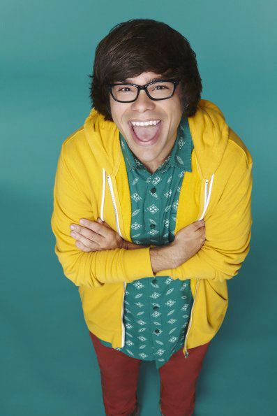 Photo de Charlie Saxton - Photo Charlie Saxton - Photo 2 sur 18 - AlloCiné