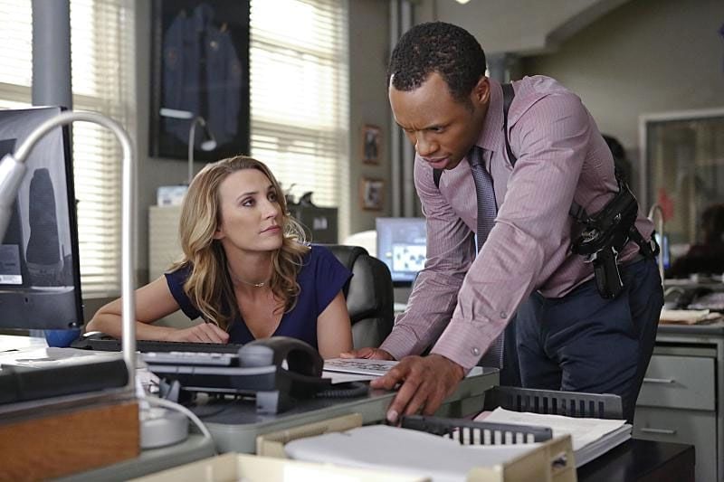 iZombie : iZombie : Photo Jessica Harmon, Malcolm Goodwin - 256 sur 405 ...