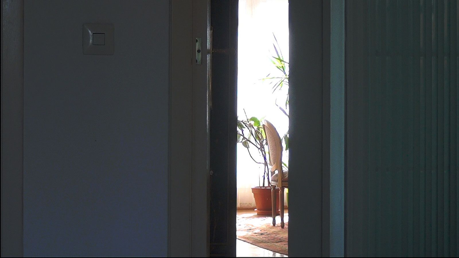 Photo du film No Home Movie - Photo 9 sur 14 - AlloCiné