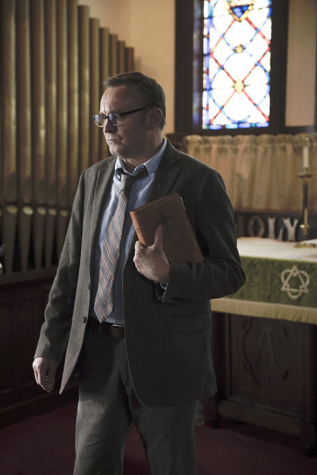 Photo de Philip Glenister - Outcast : Photo Philip Glenister - Photo 21 ...