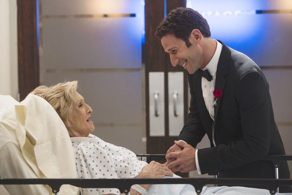 Photo de Mark Feuerstein - Royal Pains : Photo Cloris Leachman, Mark ...