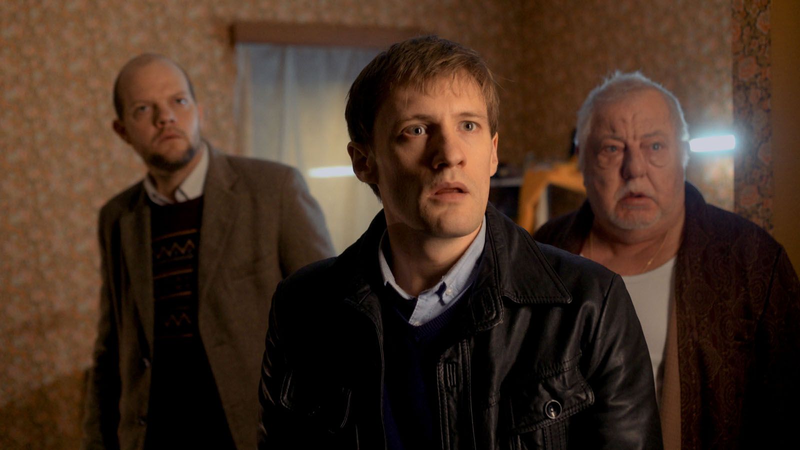 La Trêve : Photo Yoann Blanc, Guillaume Kerbusch, Vincent Grass - 24 sur 37 - AlloCiné