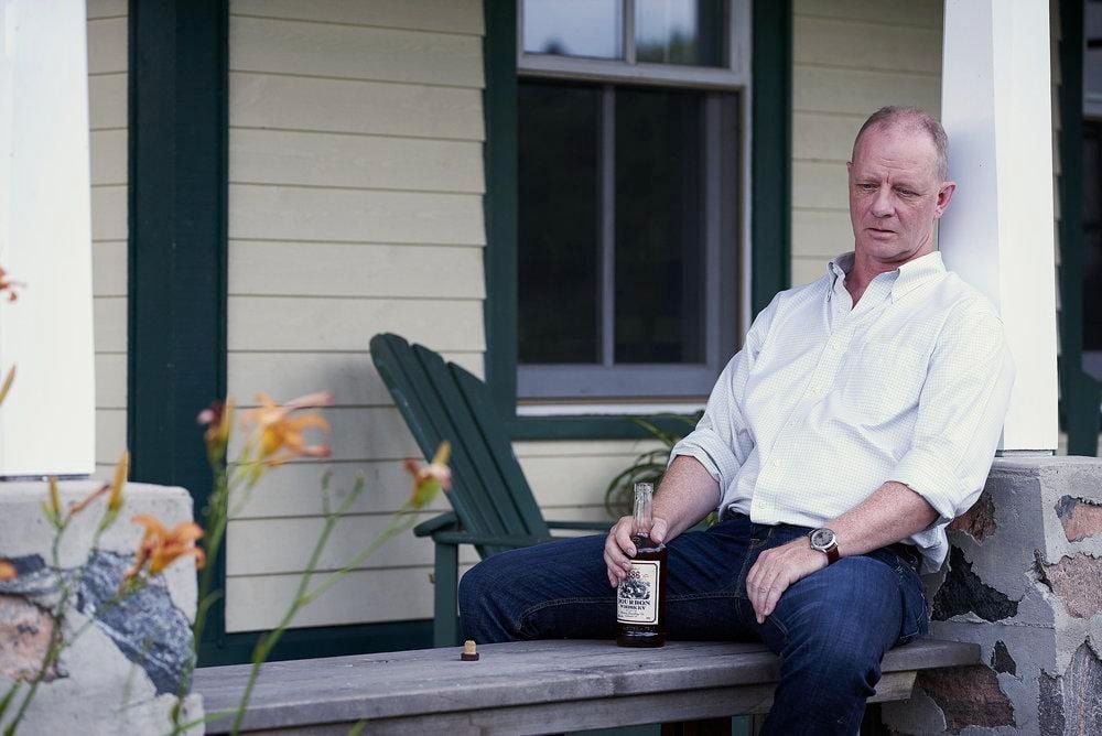 Photo de Aidan Devine - Eyewitness : Photo Aidan Devine - Photo 2 sur 6 ...