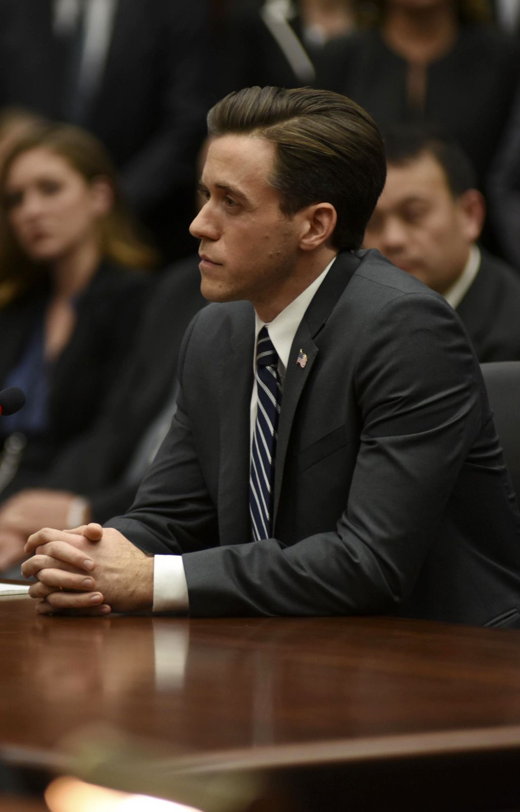 Photo de Ashley Zukerman - Designated Survivor : Photo Ashley Zukerman ...