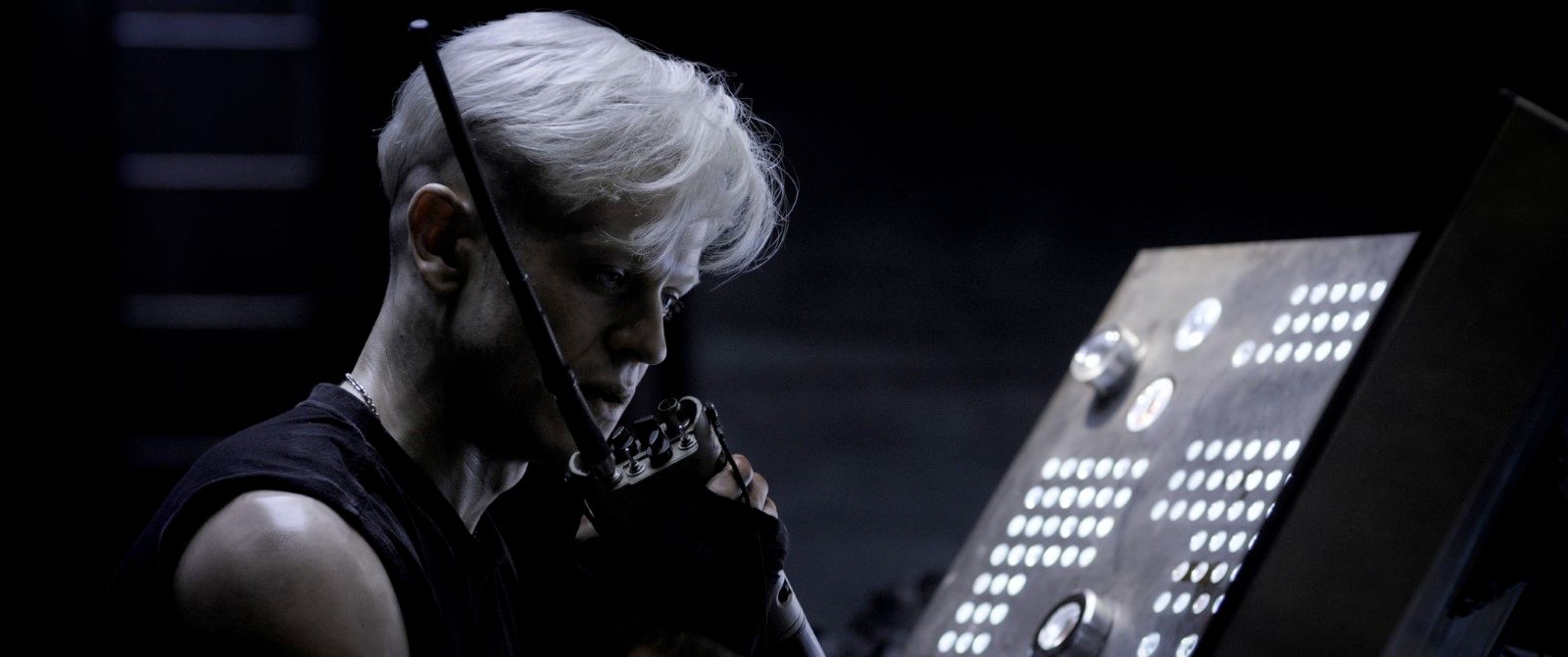 Photo du film SUM1 - Photo 12 sur 31 - AlloCiné