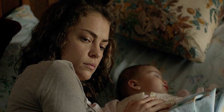 Photo du film L'Avenir proche - Photo 1 sur 5 - AlloCiné