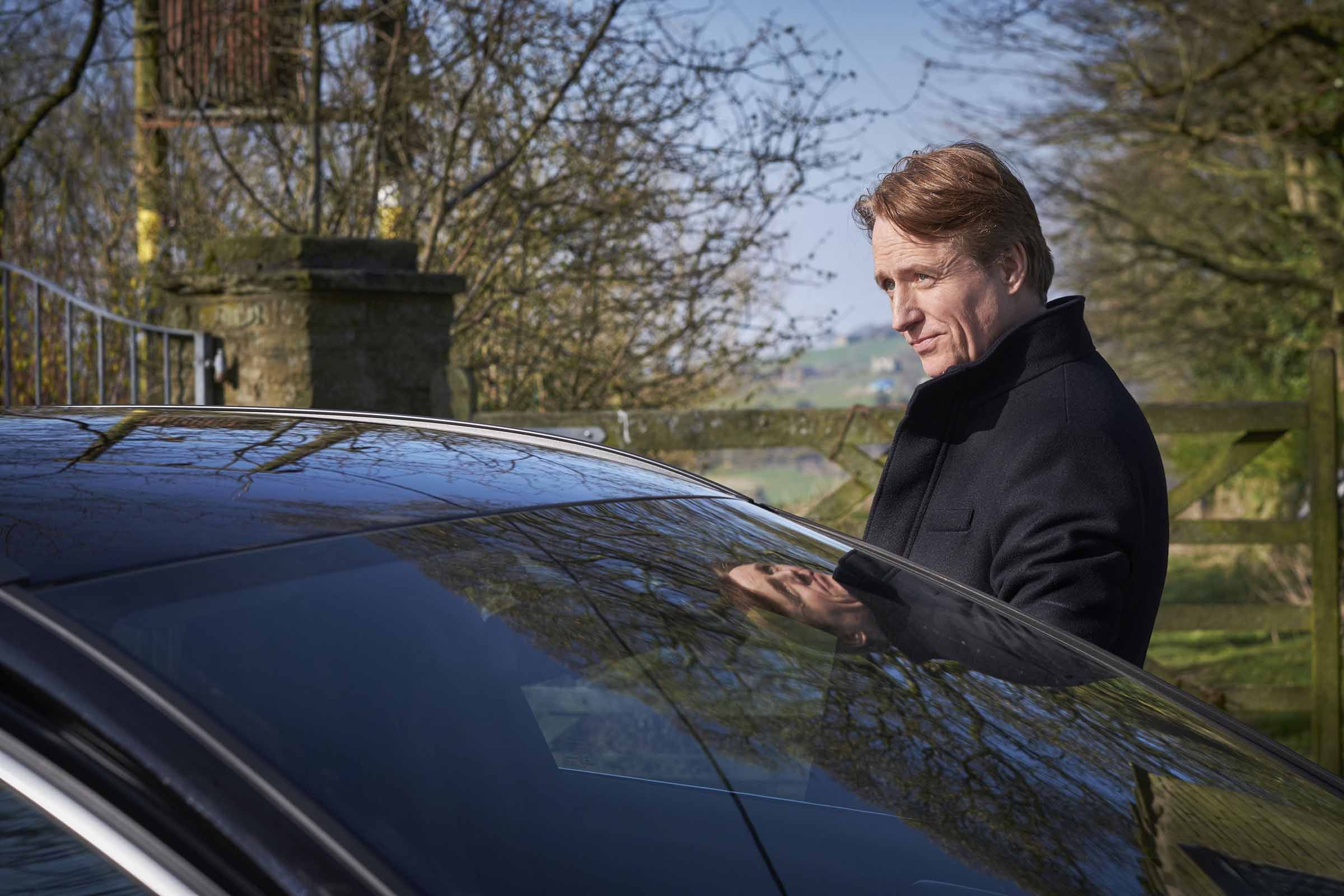 Photo de Linus Roache - Commissaire Bancroft : Photo Linus Roache ...