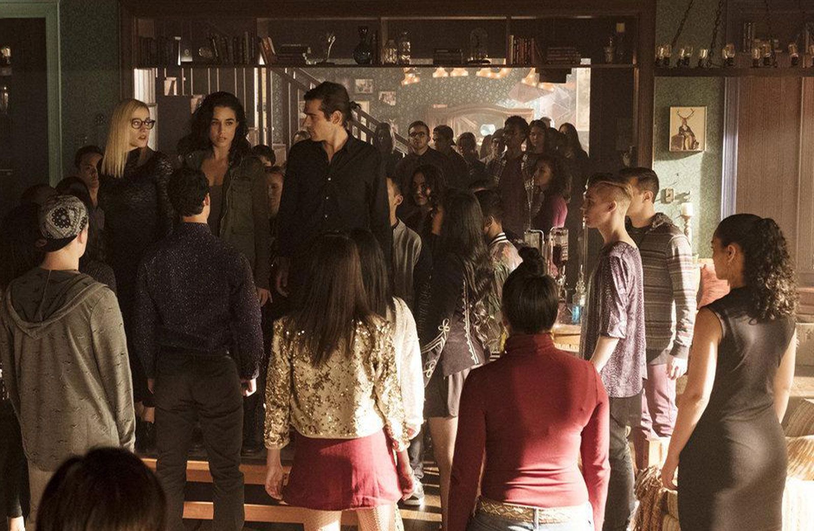 Photo de Jade Tailor - The Magicians : Photo Jason Ralph, Jade Tailor ...