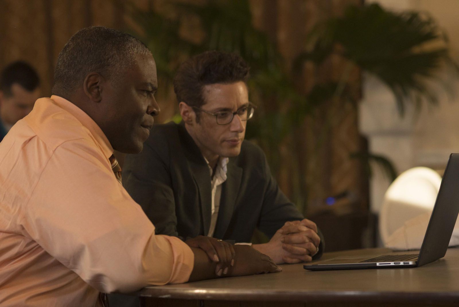 Photo de Paulo Costanzo - Designated Survivor : Photo Jonathan Adams ...