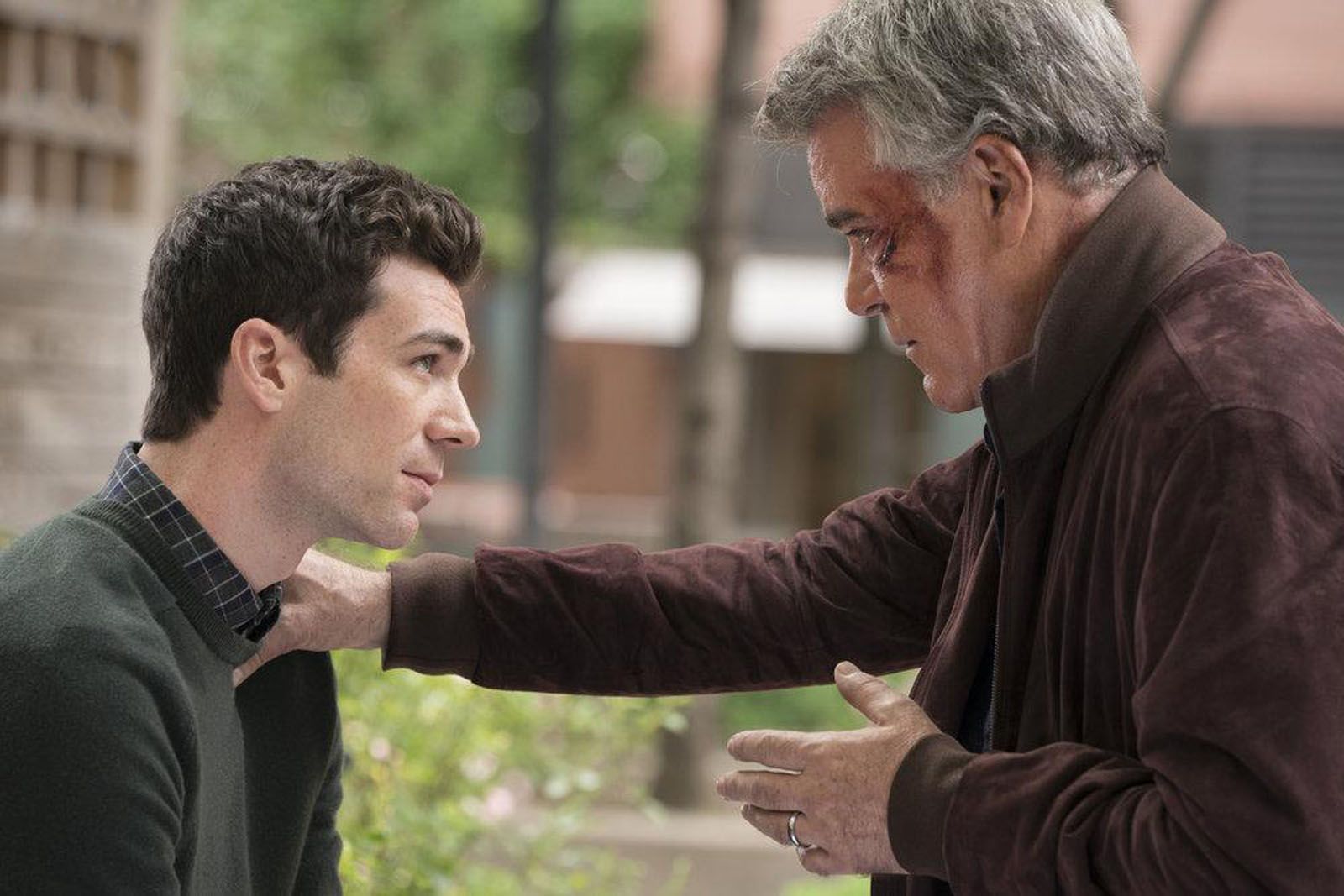 Photo de Ray Liotta - Shades of Blue : une flic entre deux feux : Photo ...