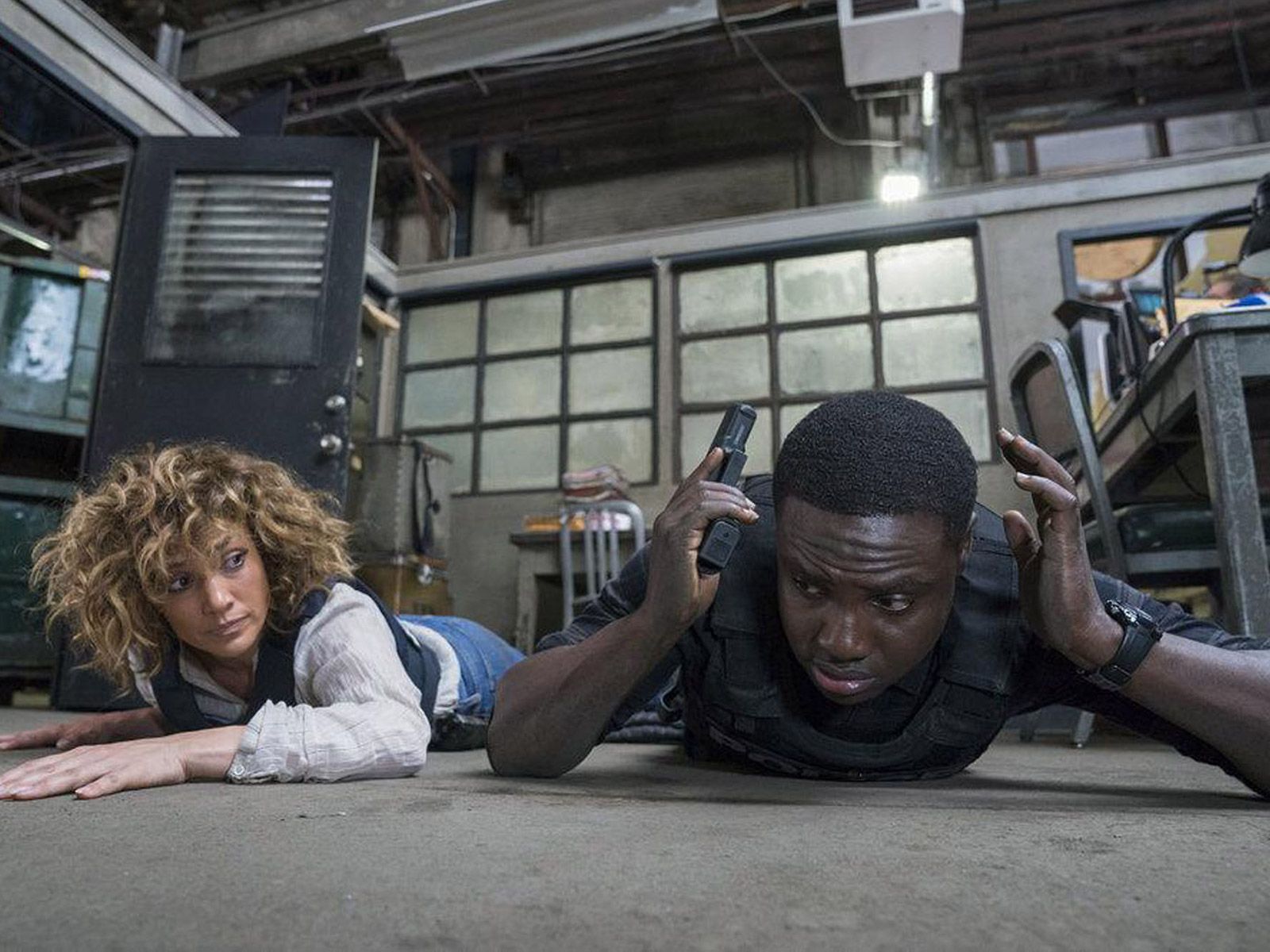 Shades of Blue : une flic entre deux feux : Shades of Blue : une flic ...