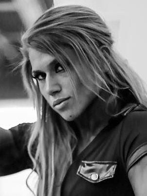 Julia Föry - AlloCiné