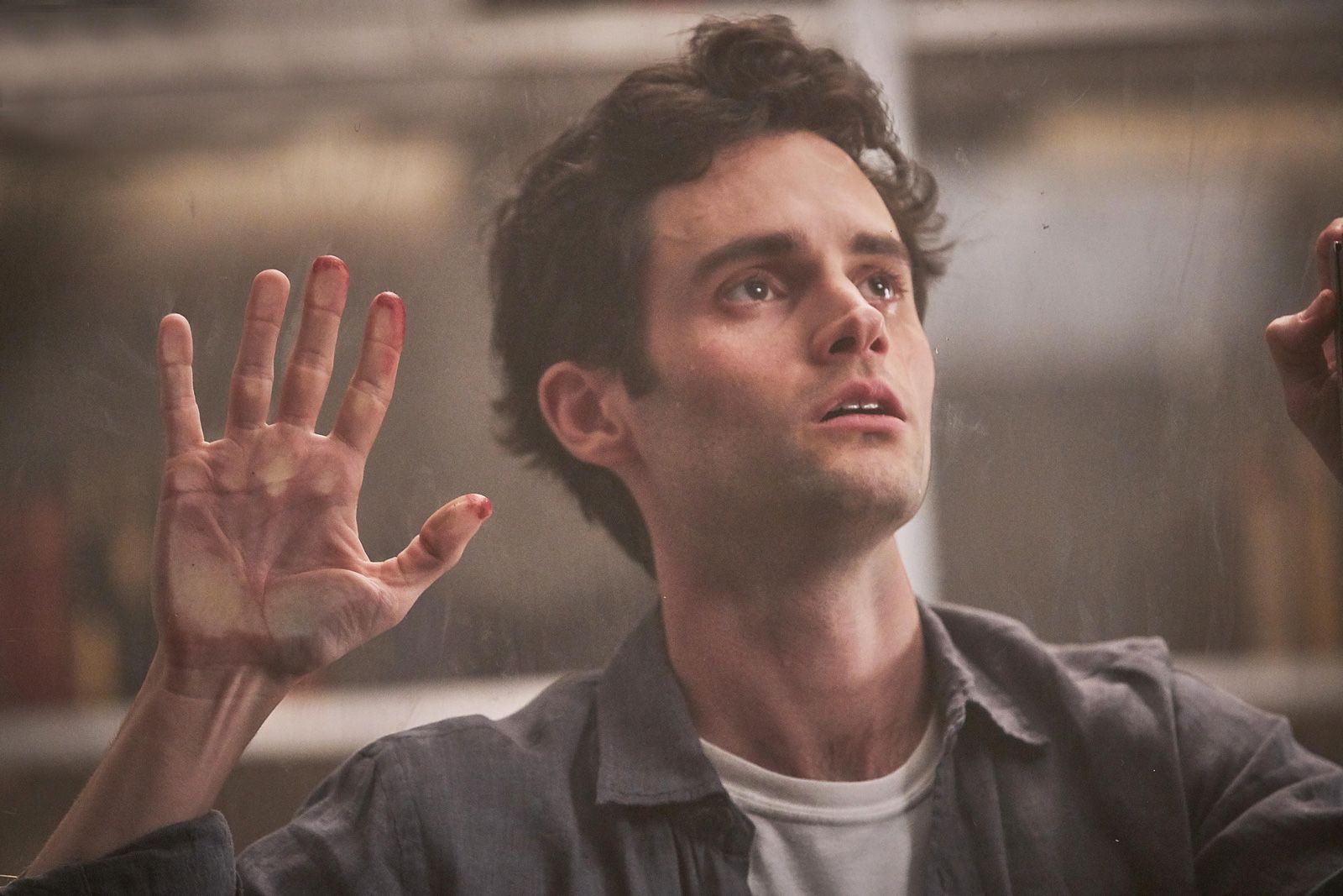 Photo de Penn Badgley - You : Photo Penn Badgley - Photo 33 sur 113 ...