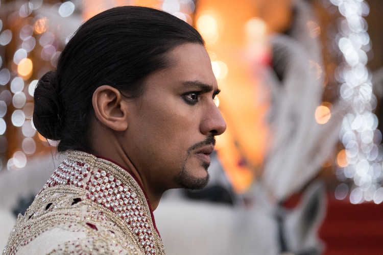 Photo de Jan Uddin - Lies We Tell : Photo Jan Uddin - Photo 4 sur 5 ...