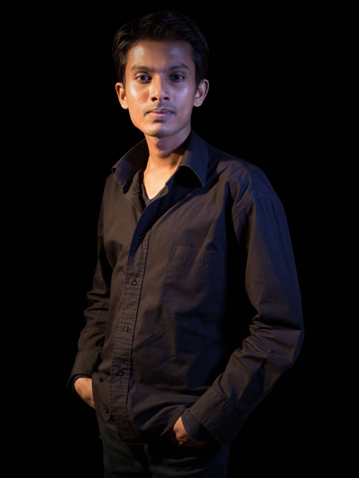 Photo de Reshan Fernando - Photo promotionnelle Reshan Fernando - Photo ...