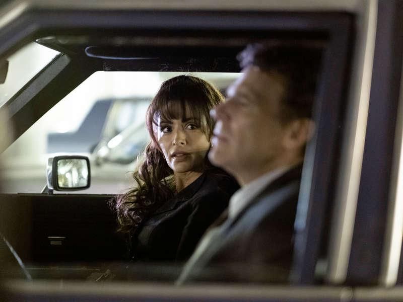 Photo de Sarah Shahi - City on a Hill : Photo Jere Shea, Sarah Shahi ...